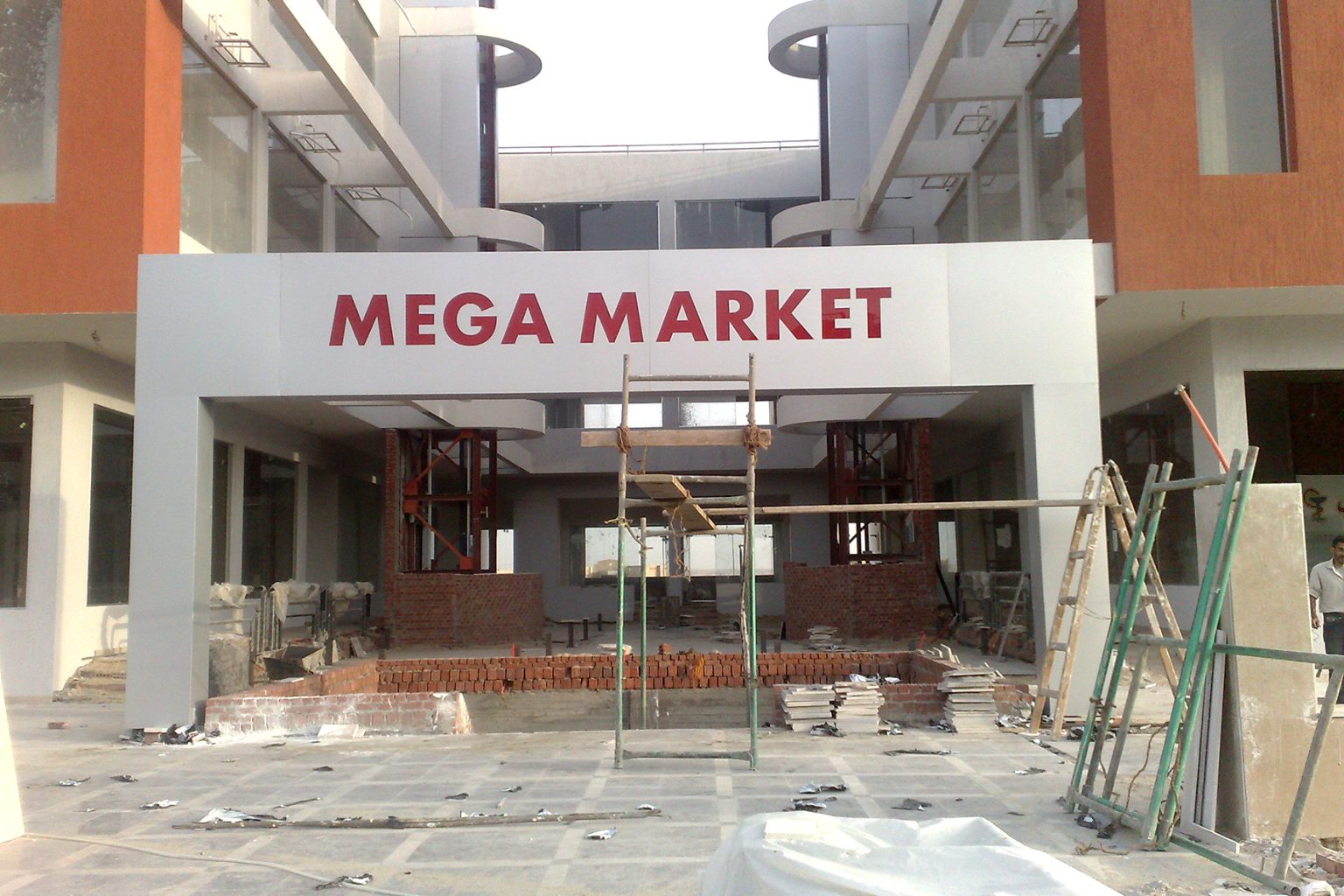 INSTALLING BANNERS - Micro EG